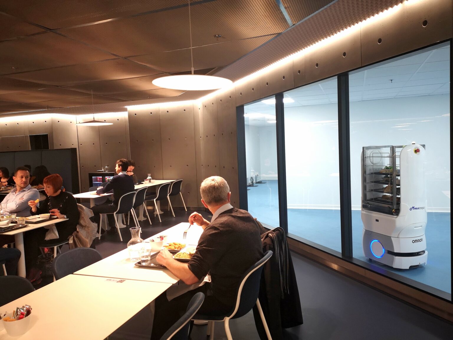 Au restaurant de la RATP, le rail sur un petit nuage | Article - eh! ONLINE